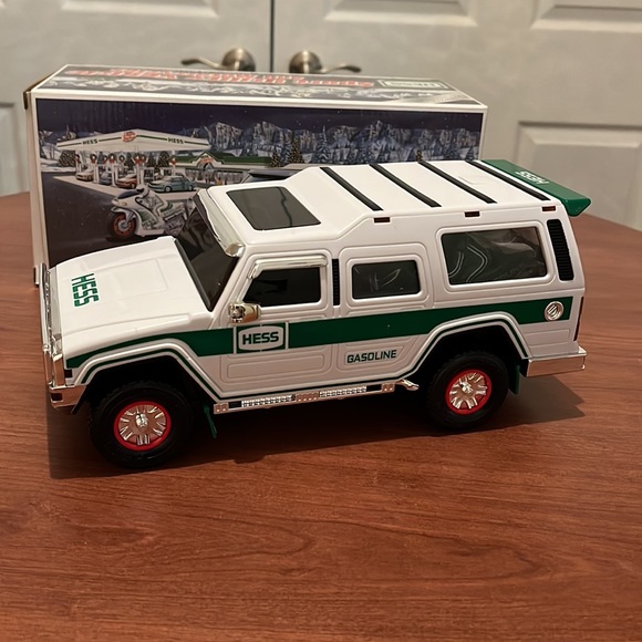 Hess | Toys | 204 Hess Spirt Utility Vehicle And Motorcycles | Poshmark